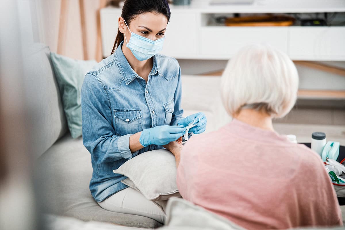 Medical Care in Senior Living Center | Senior Living Lynn Haven